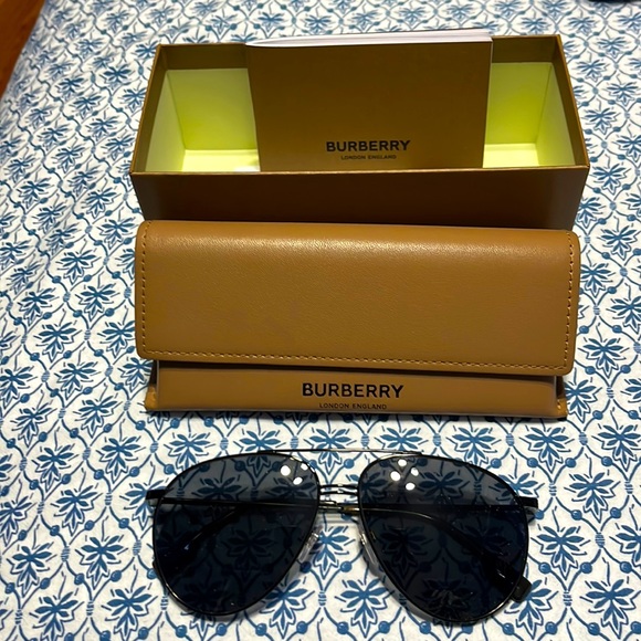Burberry | Accessories | Burberry Mens Shades | Poshmark